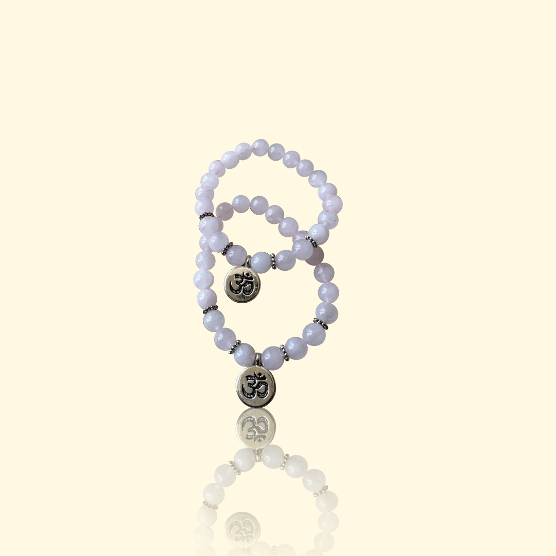 Bracelet Quartz Rose + Symbole Om - Douceur & harmonie | Pierre ...